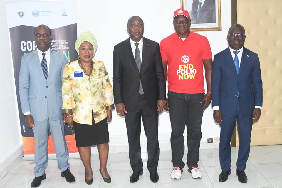 Santé- Jean-Luc Assi rassure un responsable d’ONG sur les dispositions ...