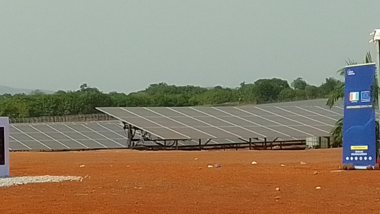 Energie : la centrale solaire de Boundiali mise en service – Laurore